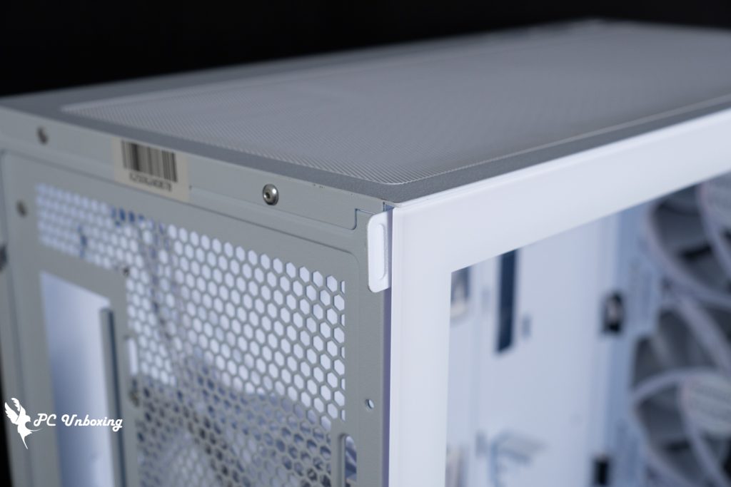 碳纖維紋理網孔前面板 MONTECH X5、X5M 機殼開箱評測 - PC Unboxing 電腦硬體開箱媒體網站