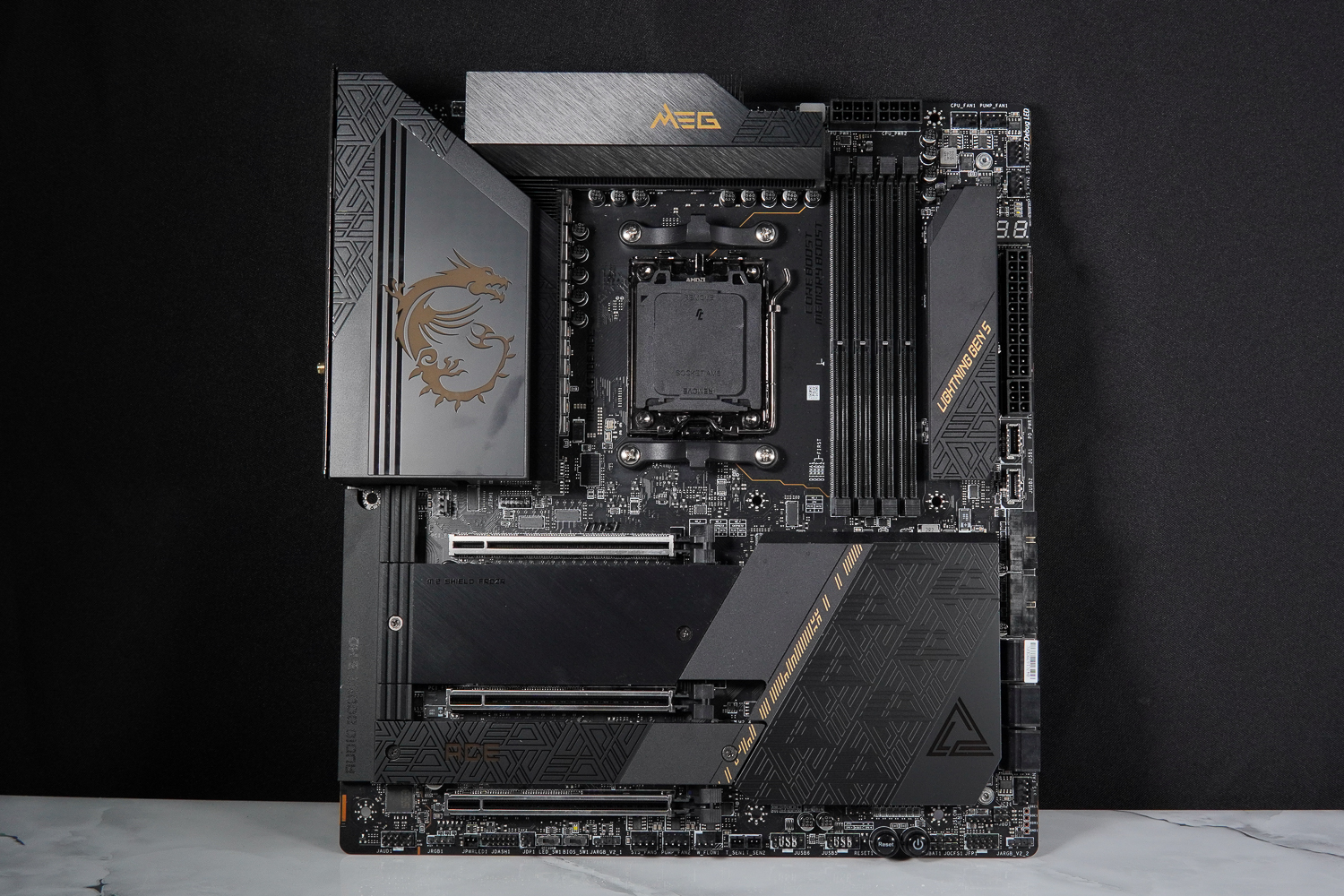 《最佳擴充性》MSI MEG X670E ACE - PC Unboxing 電腦硬體開箱媒體網站